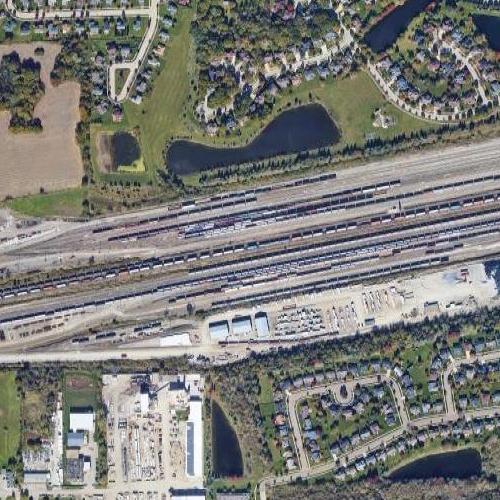 Eola Yard - BNSF in Eola, IL (Google Maps)