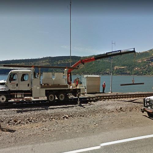New rail in Mosier, WA (Google Maps)