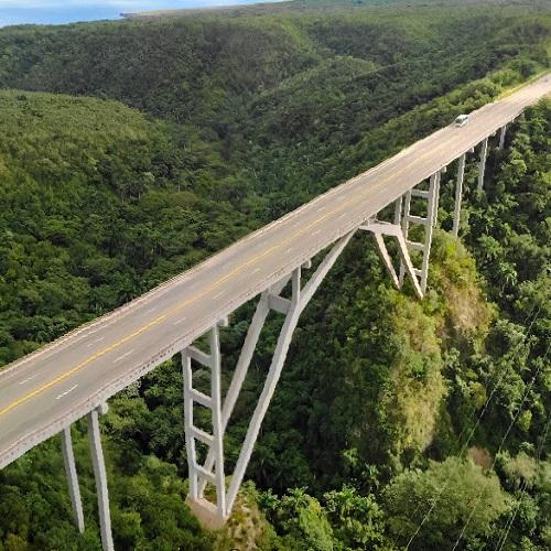 Puente Bacunayagua bridge in Matanzas, Cuba (Google Maps)