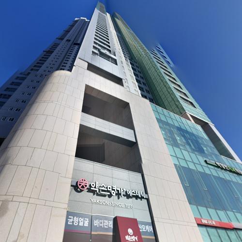 Metro City Phase 2 Tower 7 in Masan, Republic of Korea (Google Maps) (#8)