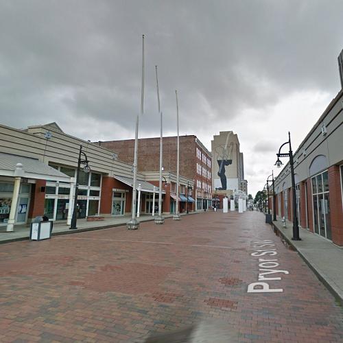 Eugene's group runs into tied up walkers ("The Walking Dead") in ...