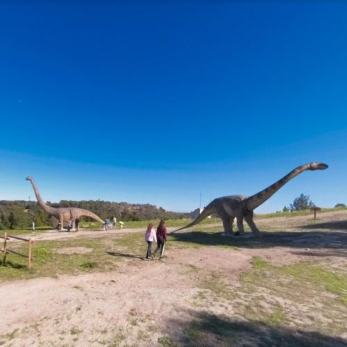 Dinosaur park in Istres, France (Google Maps) (#2)