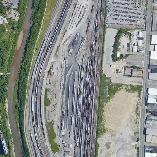 Queensgate Yard - CSX in Cincinnati, OH (Google Maps)