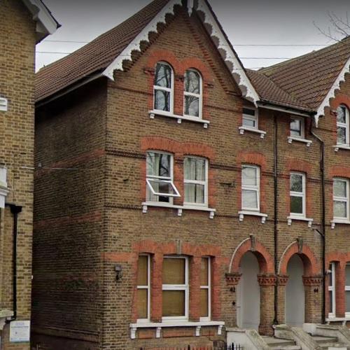 Kameelion's house in Buckhurst Hill, United Kingdom (Google Maps)