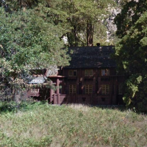 Rangers' Club in Yosemite National Park, CA (Google Maps)