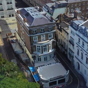 Sergei Sarkisov's House in London, United Kingdom - Virtual Globetrotting