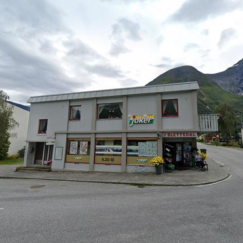 Norwegian Grocery Store ("Black Widow") in Sæbø, Norway (Google Maps)