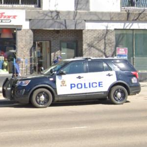 Edmonton police car in Edmonton, Canada - Virtual Globetrotting