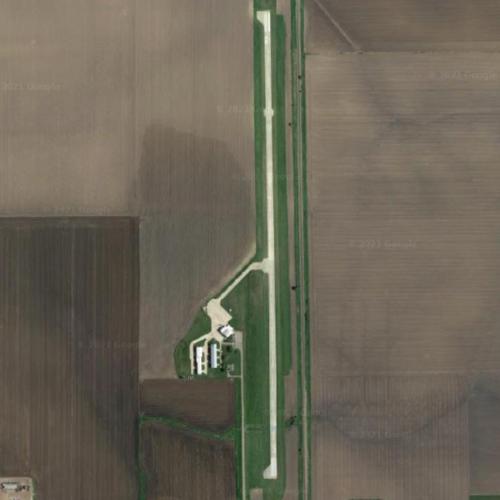 Sioux Center Municipal Airport in Sioux Center, IA (Google Maps)