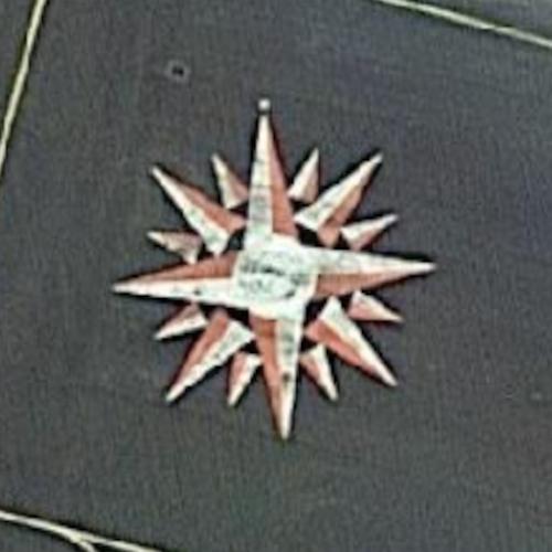 Compass rose in Eastman, GA (Google Maps)