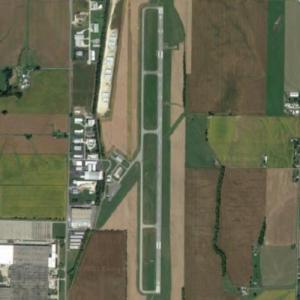 Mettel Field Airport in Connersville, IN - Virtual Globetrotting
