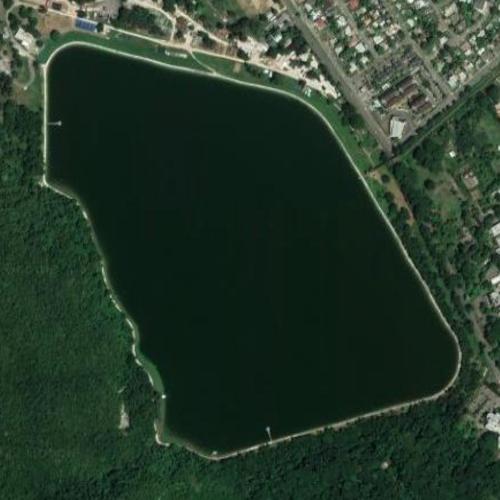 Mona Reservoir in Kingston, Jamaica - Virtual Globetrotting
