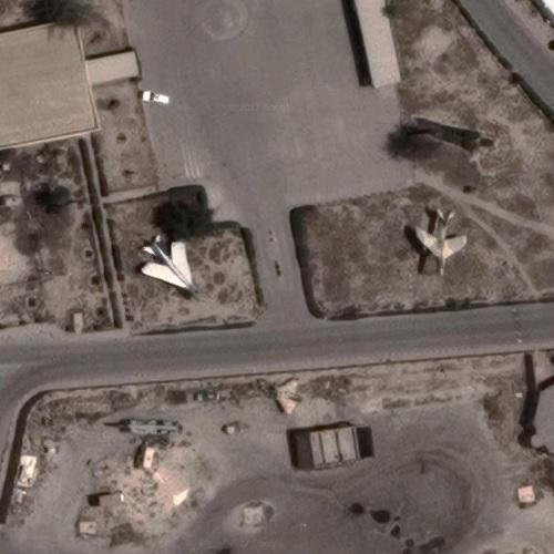 Hunter F.57A, Lightning F.53 in Al Farwaniya, Kuwait (Google Maps)