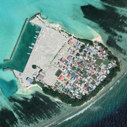 Gaafaru in Gaafaru, Maldives (Google Maps)