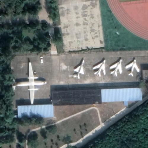 Aircraft static display in Yanliang, China (#4) - Virtual Globetrotting