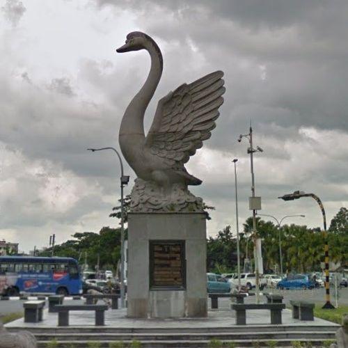 Symbol of Sibu in Sibu, Philippines - Virtual Globetrotting