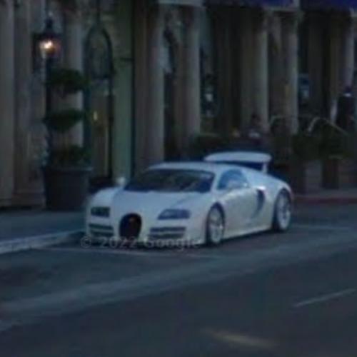 Bugatti veyron ( description ) in Beverly Hills, CA (Google Maps)