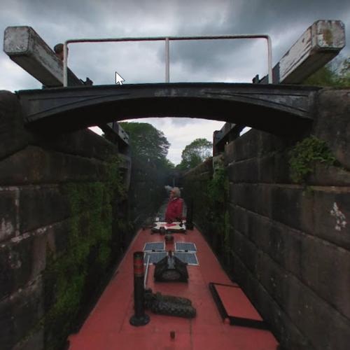Lock 9 - Macclesfield Canal in Bosley, United Kingdom (Google Maps)