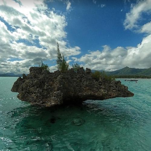 Crystal Rock in Port Louis, Mauritius - Virtual Globetrotting