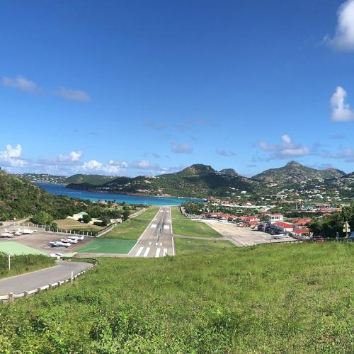 Gustaf III Airport street view in Gustavia, Guadeloupe (Google Maps)