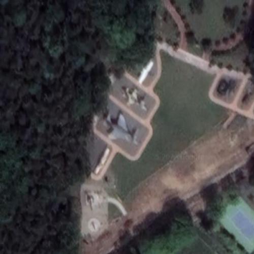 Aircraft static display in Cheonan, Republic of Korea (Google Maps)