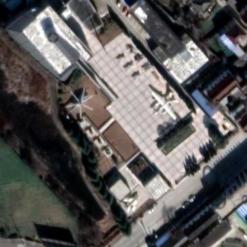 Aircraft static display in Baimazhen, China (Google Maps)