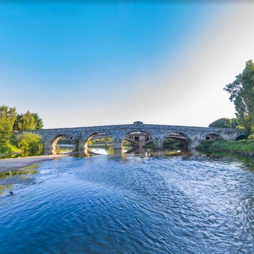 Old Atcham bridge in Atcham, United Kingdom - Virtual Globetrotting