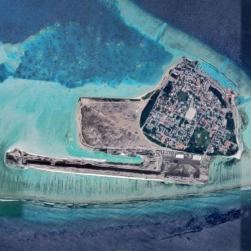 Kudahuvadhoo in Kudahuvadhoo, Maldives - Virtual Globetrotting