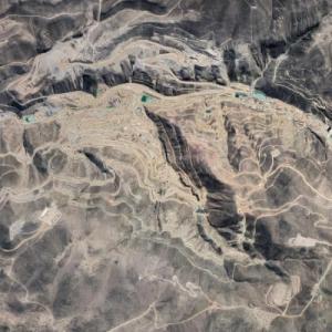 Quellaveco mine in Mazuco, Peru - Virtual Globetrotting