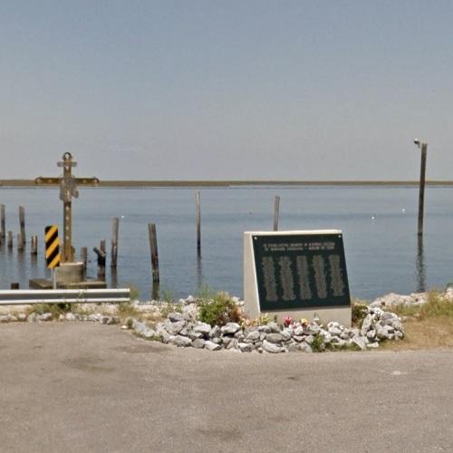 Hurricane Katrina Memorial in Yscloskey, LA (Google Maps) (#2)