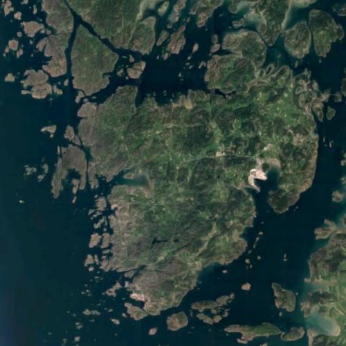 Tjörn in Stenungsund, Sweden (Google Maps)