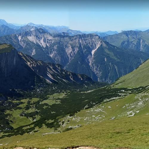 Hochiss (OE-TI-339) in Jenbach, Austria (Google Maps)