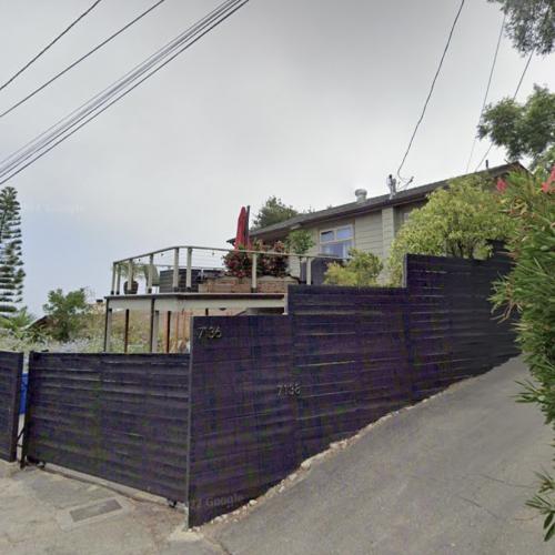 Debby Ryan's (Jessie) previous LA mansion in Los Angeles, CA - Virtual ...