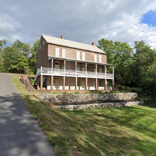 Triple Brick Museum in Martinsburg, WV - Virtual Globetrotting