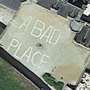 'A Bad Place" in Montsoreau, France - Virtual Globetrotting