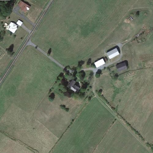 Big Bottom Farm in Cumberland, MD - Virtual Globetrotting