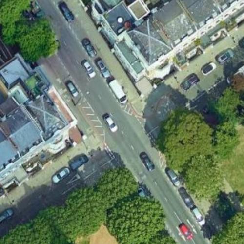 Tara Browne Crash Site in Kensington, United Kingdom (Google Maps)