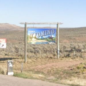 Welcome to Wyoming sign in Evanston, WY (#4) - Virtual Globetrotting