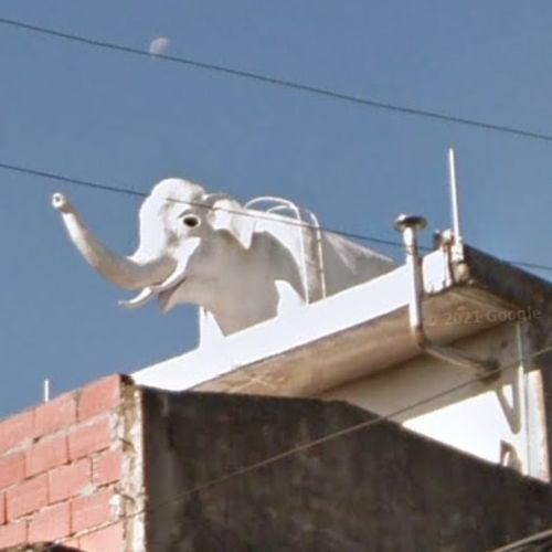Elephant sculpture on rooftop in Buenos Aires, Argentina (Google Maps)