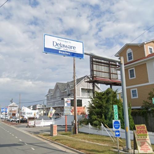 Welcome to Delaware sign in Fenwick Island, DE (Google Maps)