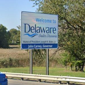 Welcome to Delaware sign in New Castle, DE (#4) - Virtual Globetrotting
