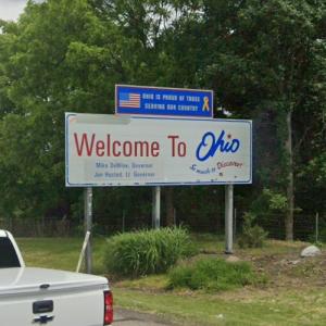 Welcome to Ohio sign in Angola, IN - Virtual Globetrotting