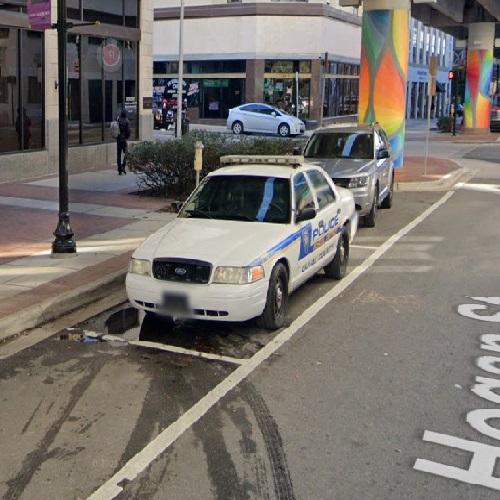 Police car in Jacksonville, FL (Google Maps)