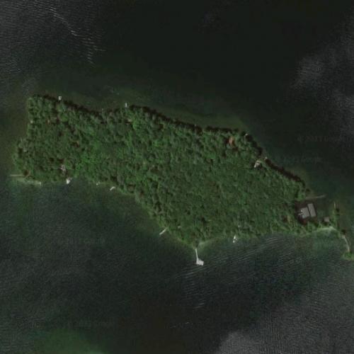 Birch Island in Lovejoy Sands, NH - Virtual Globetrotting