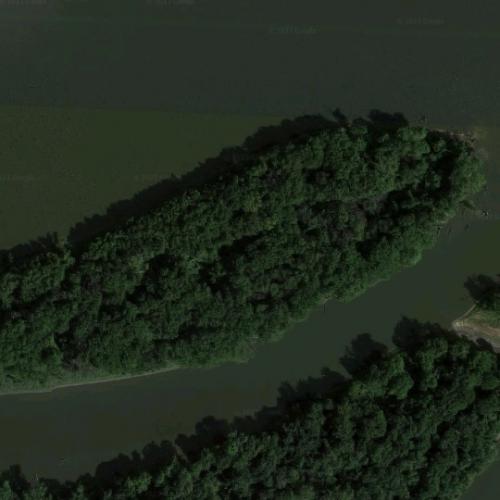 Trienes Bar (aka Trienes Bay) in Burlington, IA (Google Maps)