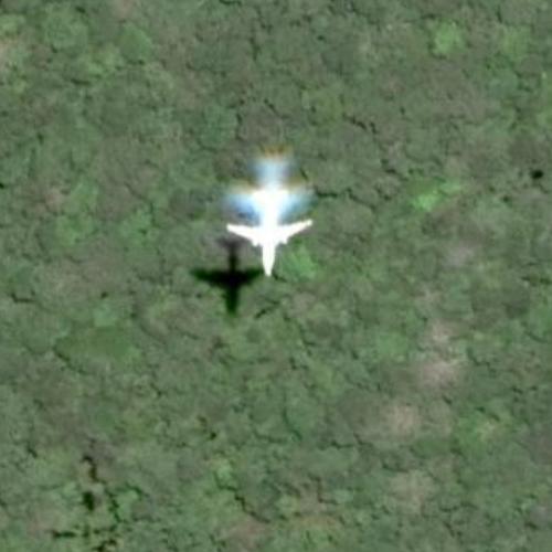 Plane in flight in Mitú, Colombia (Google Maps)