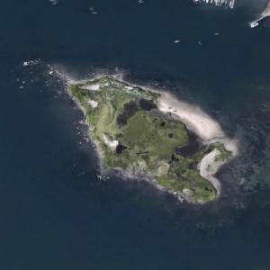 Walker Island in Bristol, RI (#2) - Virtual Globetrotting