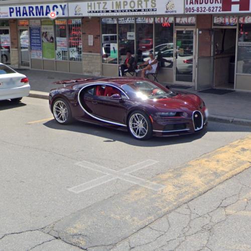 Bugatti Chiron in Canada in Vaughan, Canada (Google Maps)