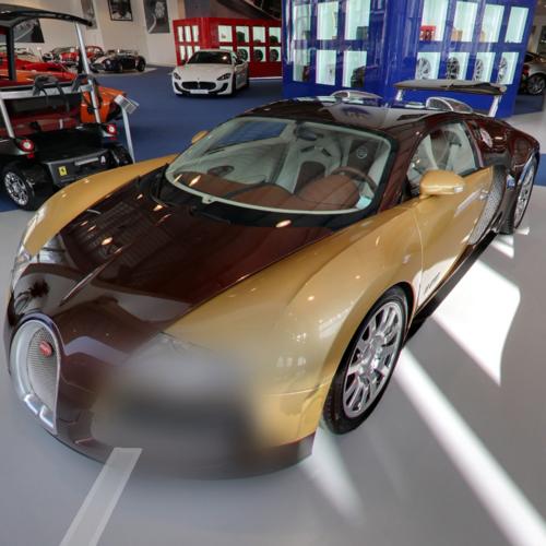 Bugatti Veyron 16.4 Le Mans Edition in London, United Kingdom (Google Maps)
