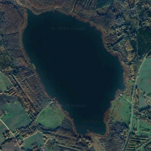 Lake Õisu in Karksi-Nuia, Estonia (Google Maps)